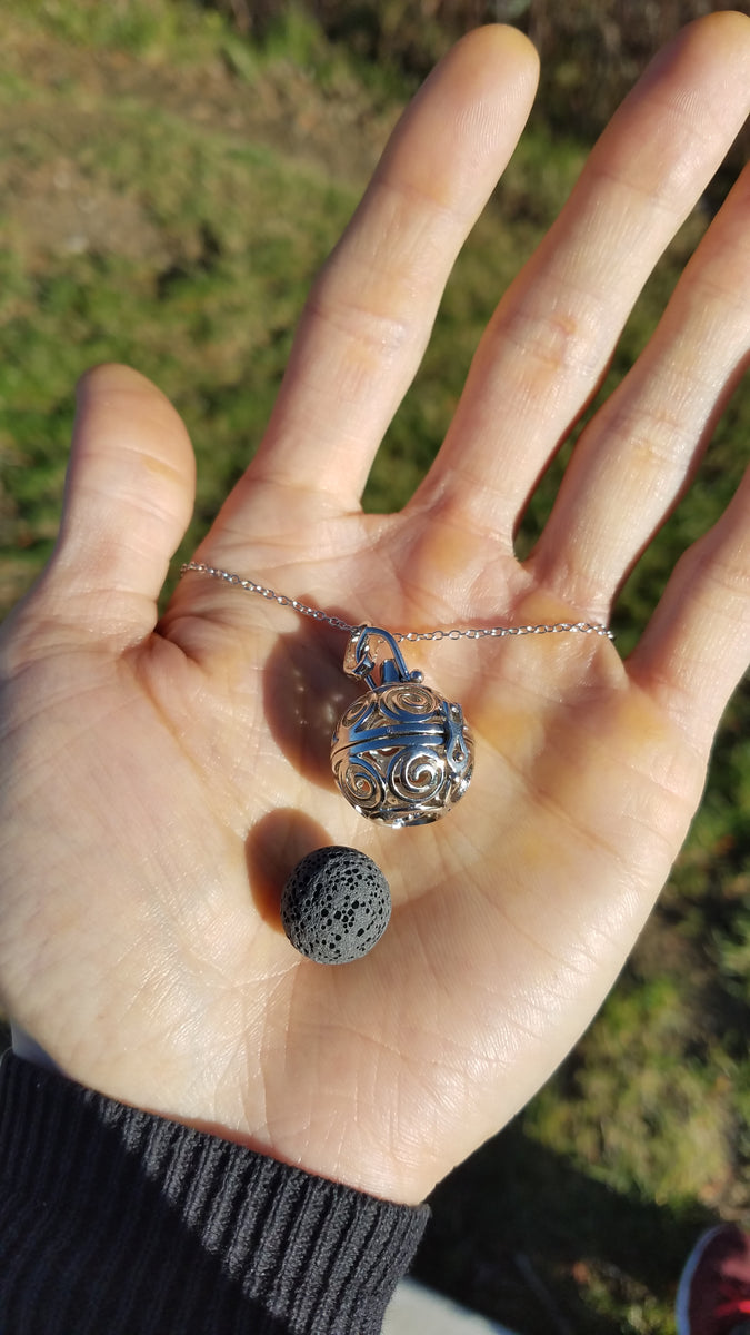 Oil Diffuser Lava Pendant Necklace *Limited* – Crystal Hollow